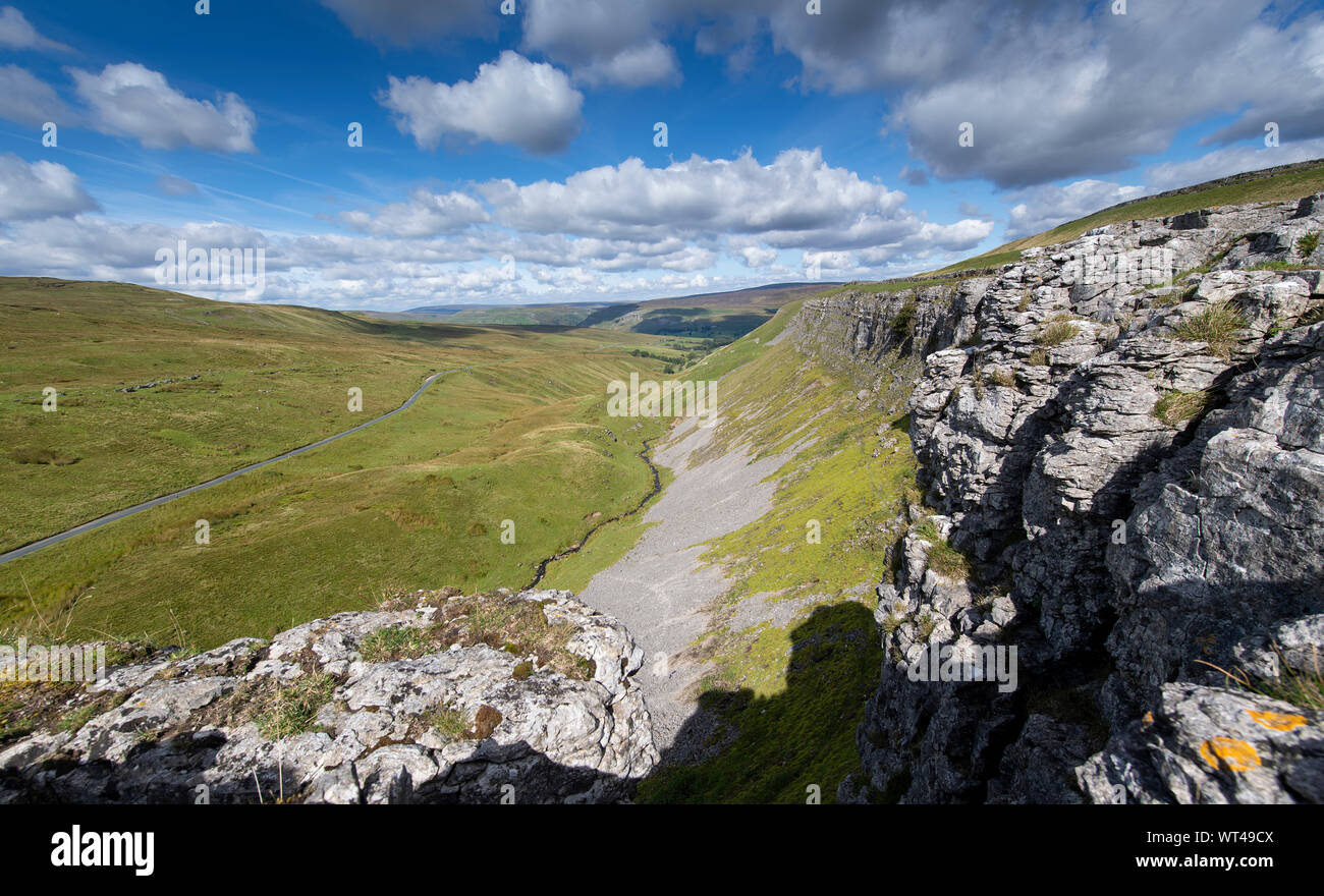 High scar hi-res stock photography and images - Alamy