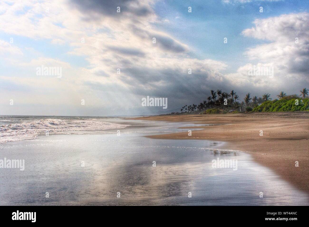 The tides outdoors hi-res stock photography and images - Alamy