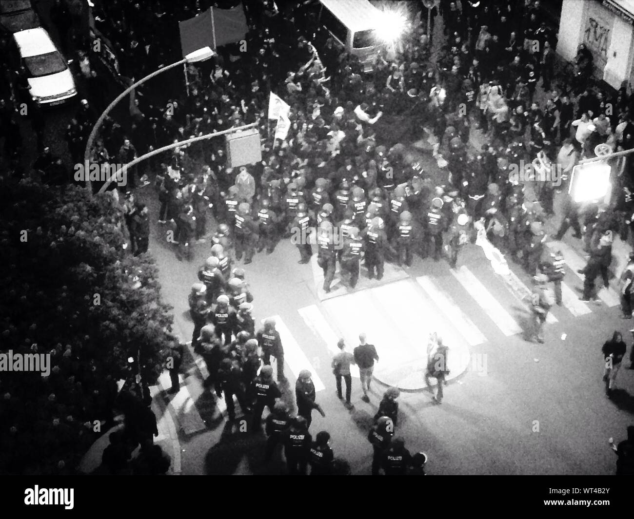 Police people hi-res stock photography and images - Alamy