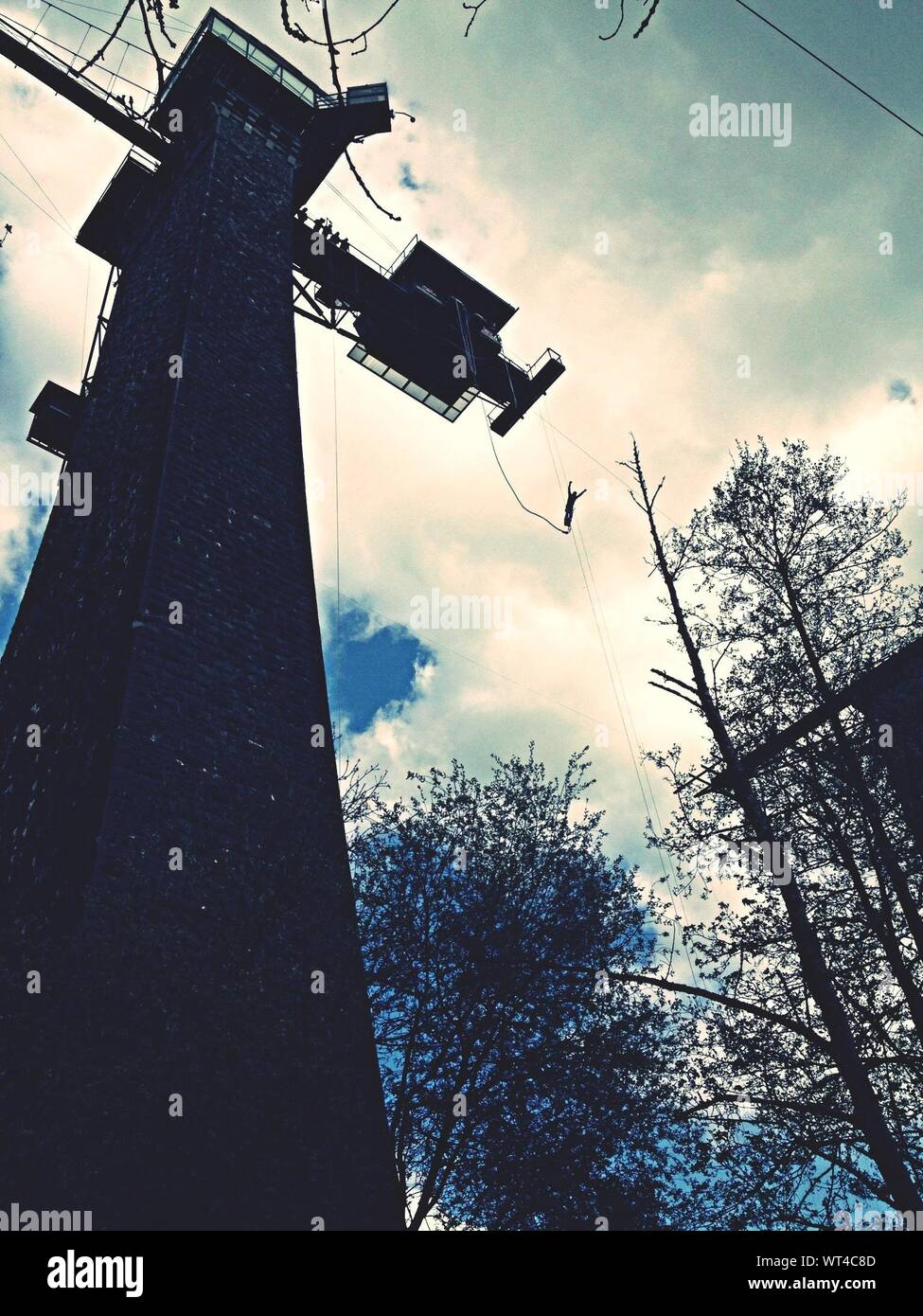 Free Fall Tower High Resolution Stock Photography and Images - Alamy