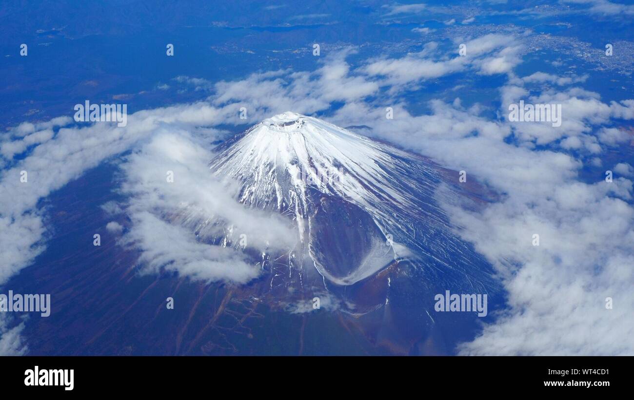 Mt fuji aerial view hi-res stock photography and images - Alamy