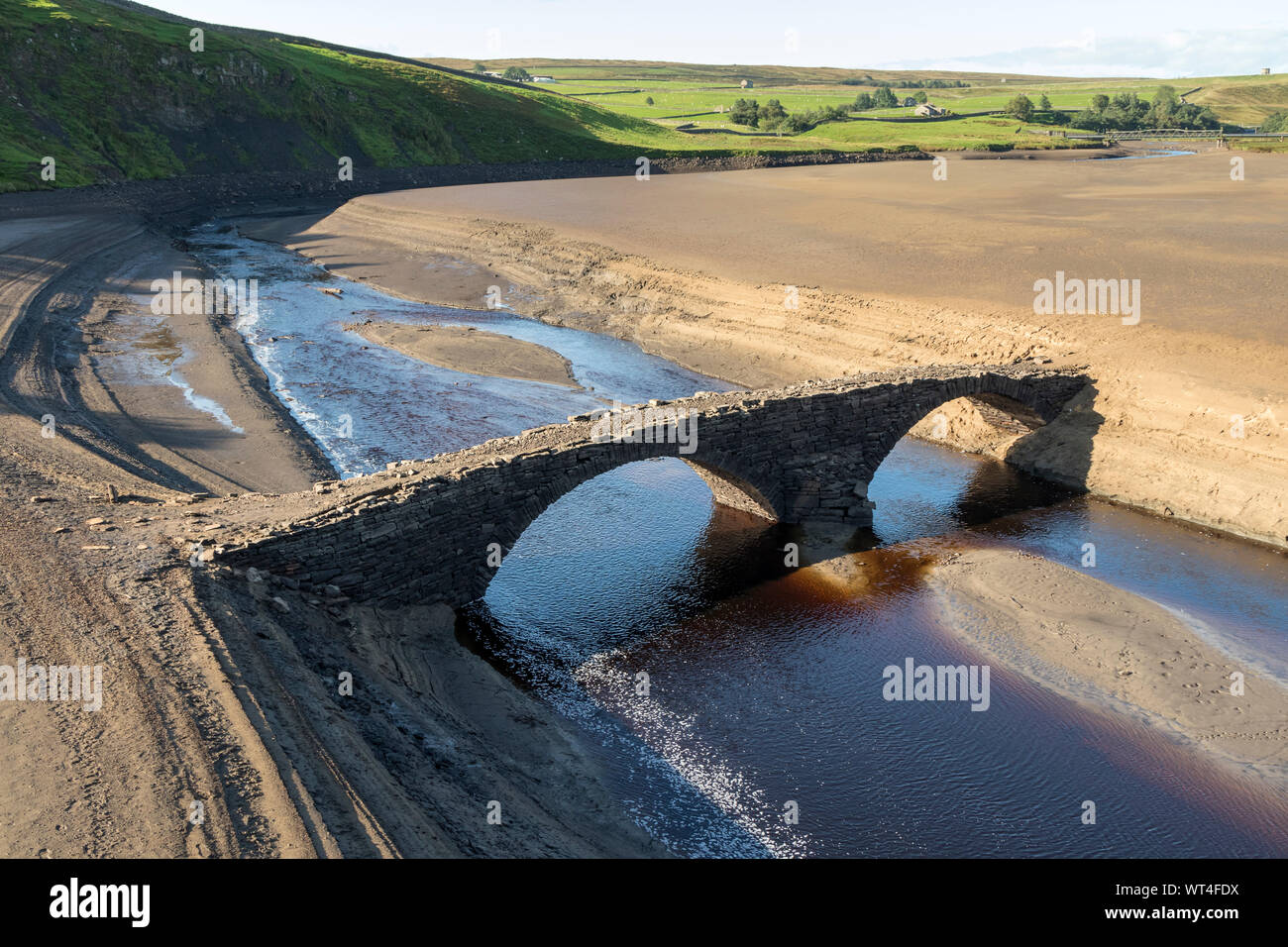 Old reservoir hi-res stock photography and images - Alamy