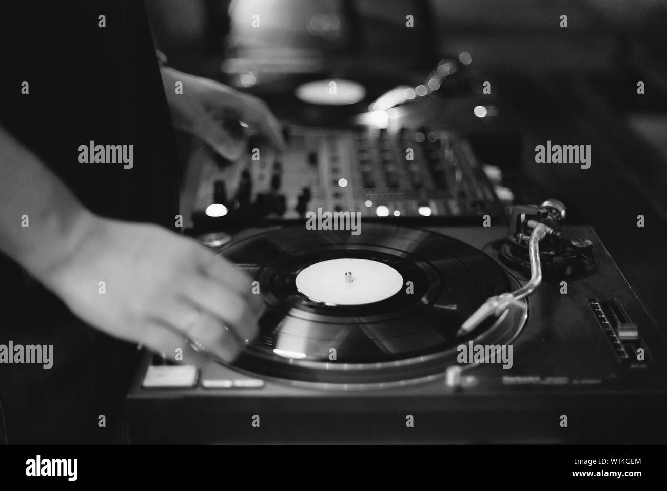 Club disc jockey hi-res stock photography and images - Alamy