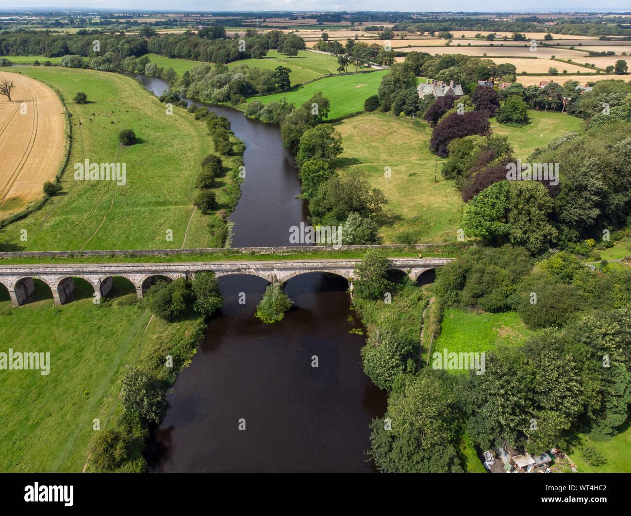 Tadcaster yorkshire hi-res stock photography and images - Alamy