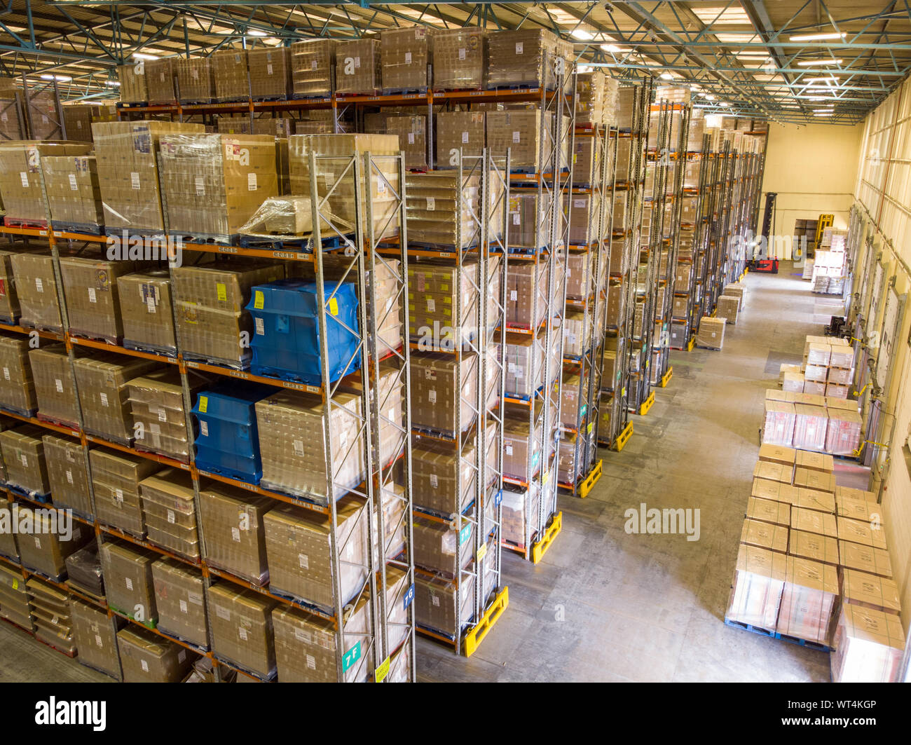 Inside a warehouse hi-res stock photography and images - Alamy