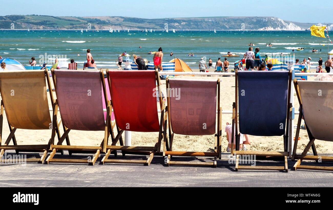 Beach deck chairs hi-res stock photography and images - Alamy
