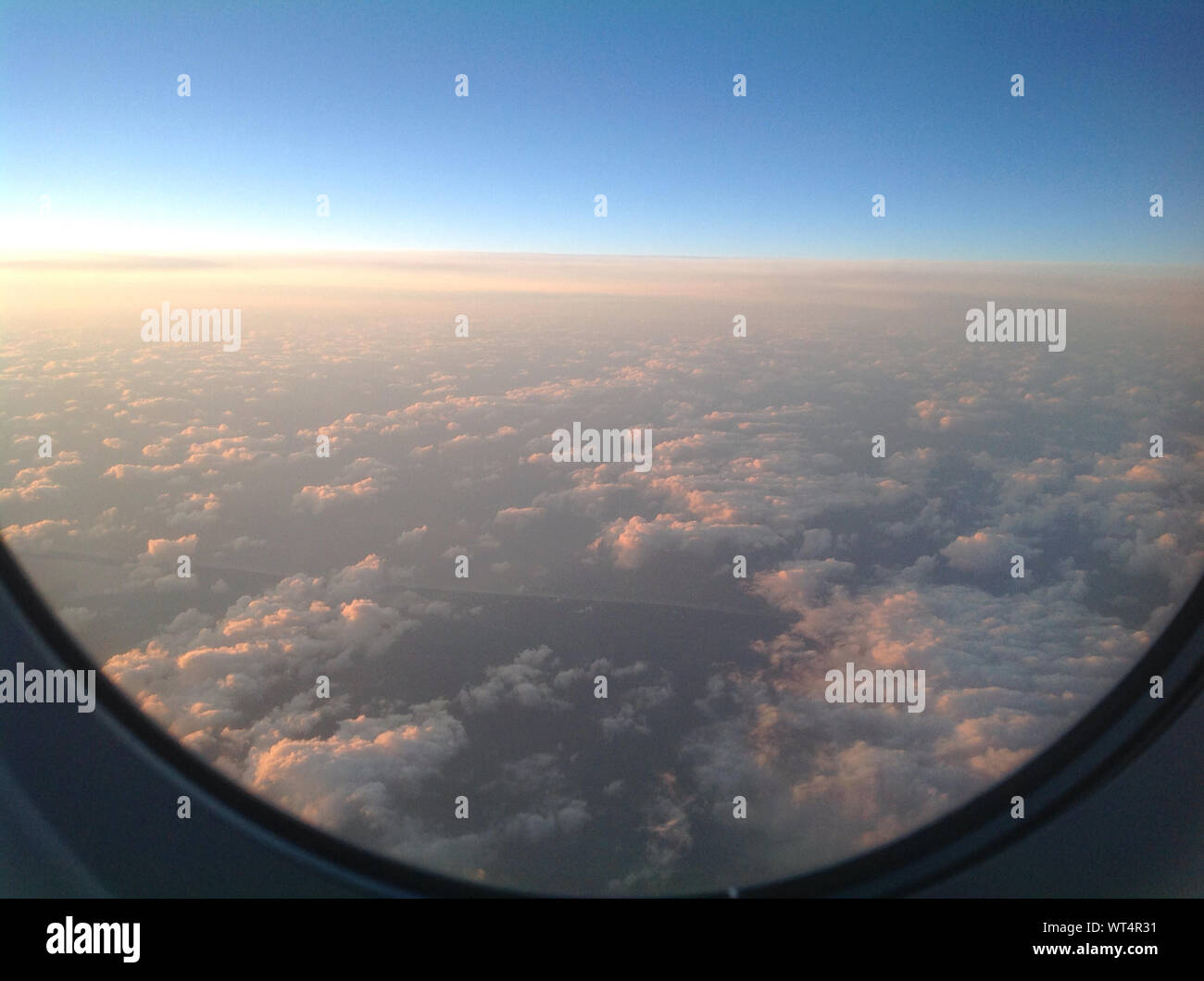 View out of window in the sky hi-res stock photography and images - Alamy