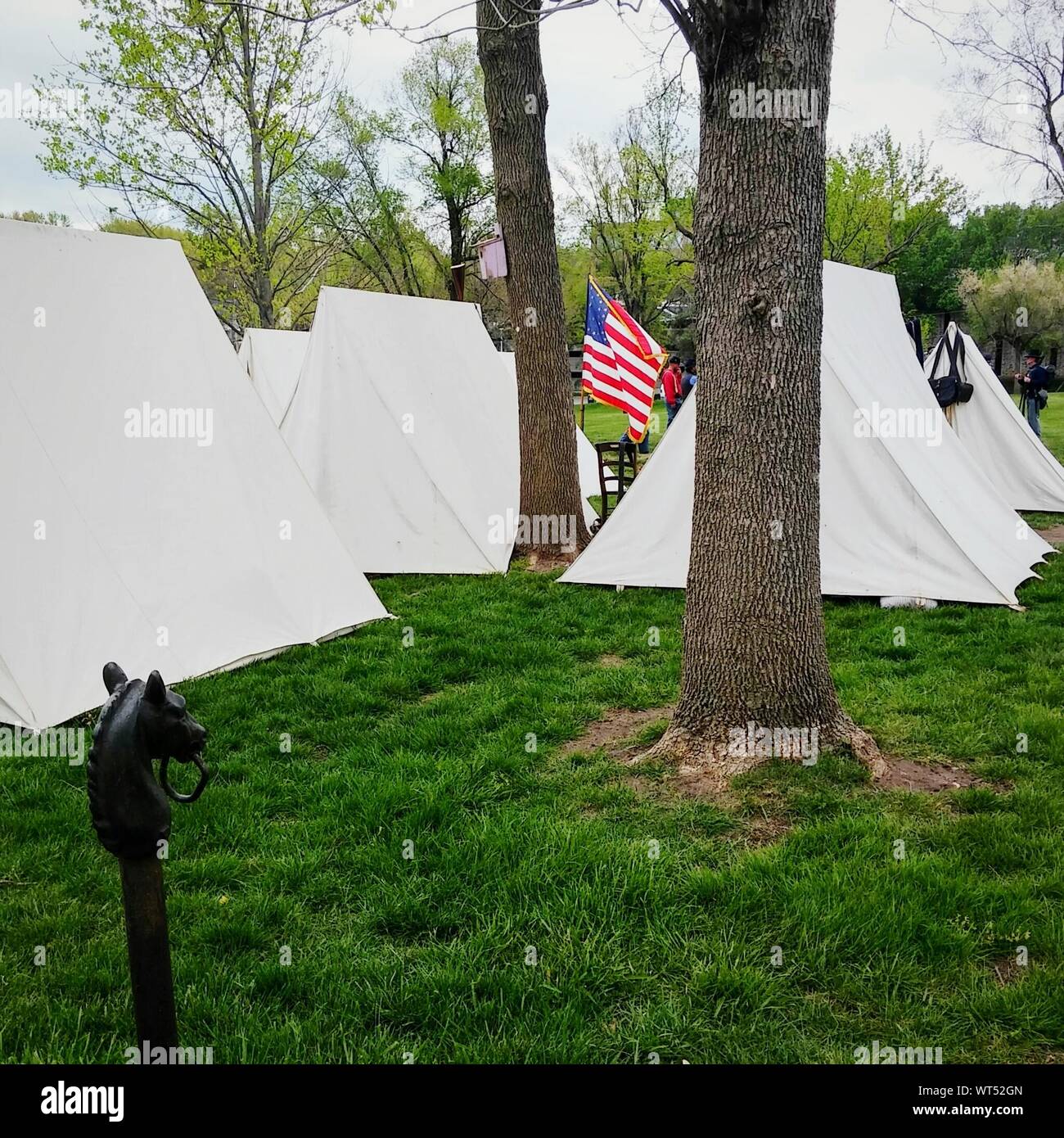 Flags tents hi-res stock photography and images - Alamy
