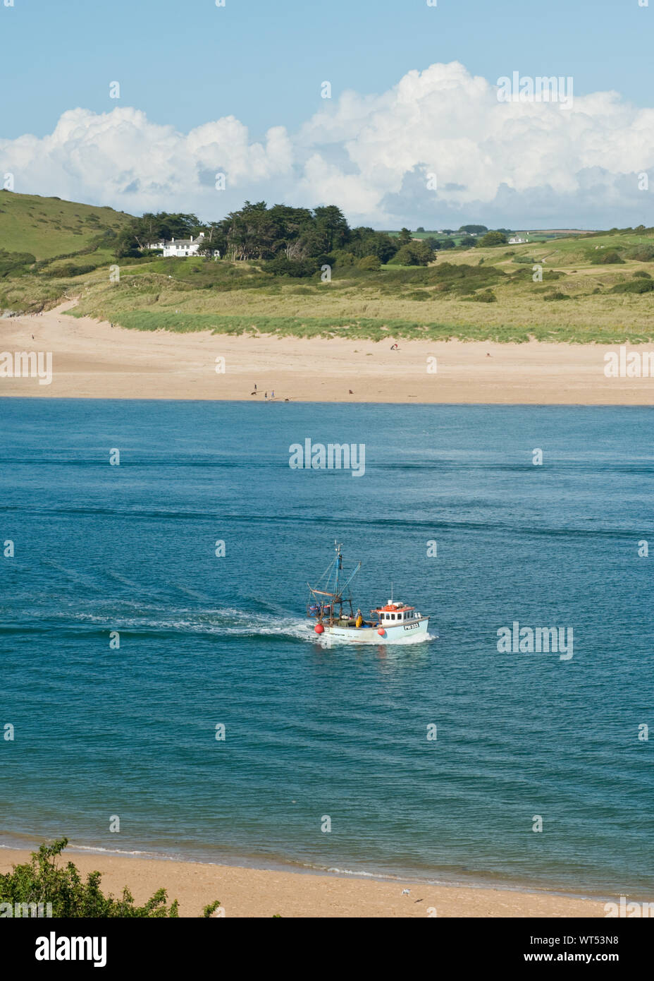 River Camel estuary. Padstow, Cornwall, England Stock Photo - Alamy