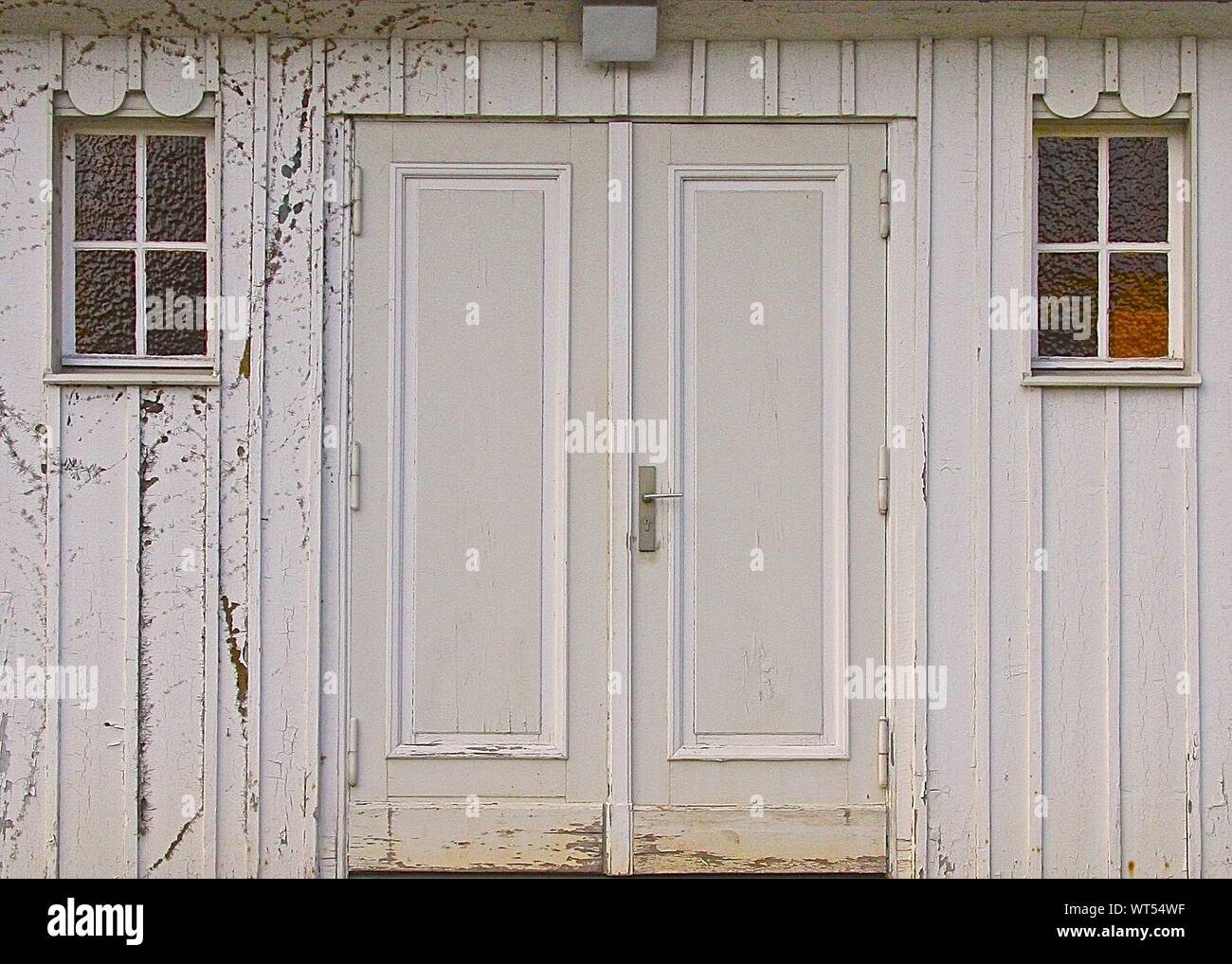 Windows door hi-res stock photography and images - Alamy