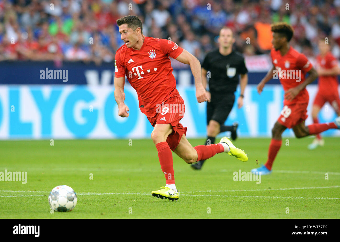 Robert lewandowski 2020 hi-res stock photography and images - Alamy