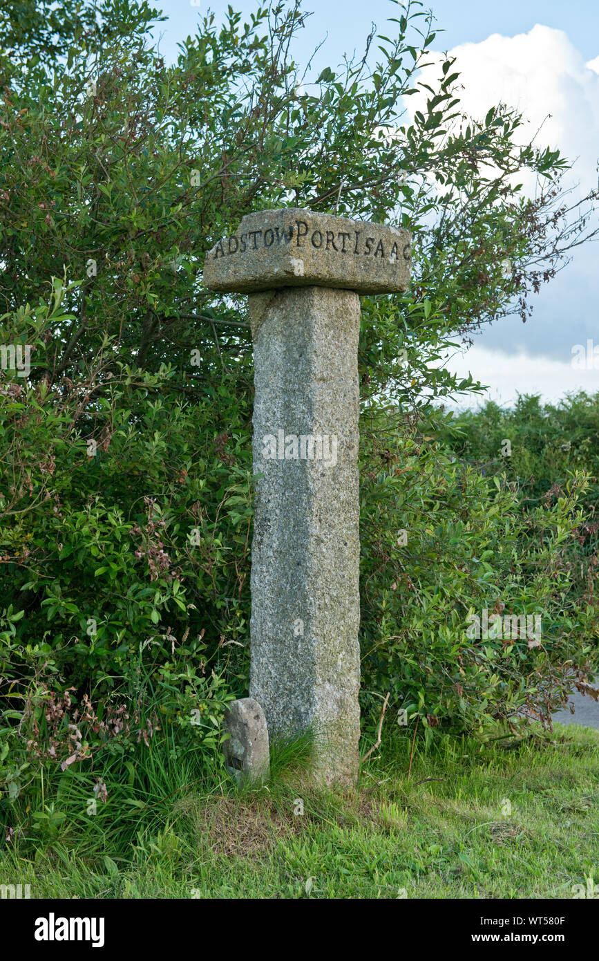 Stone hedge cornwall hi-res stock photography and images - Alamy