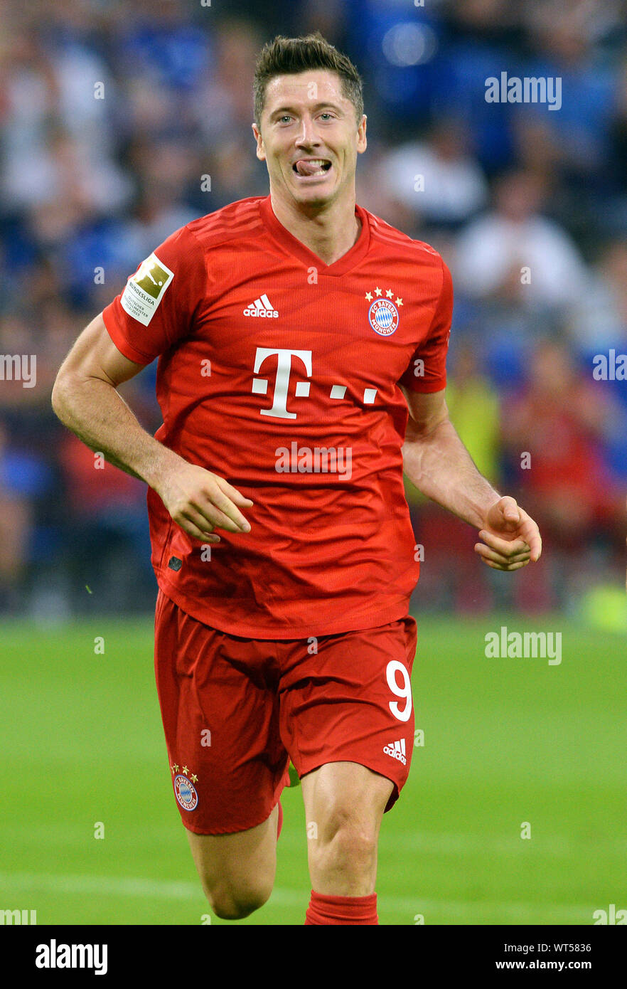 Robert lewandowski 2020 hi-res stock photography and images - Alamy