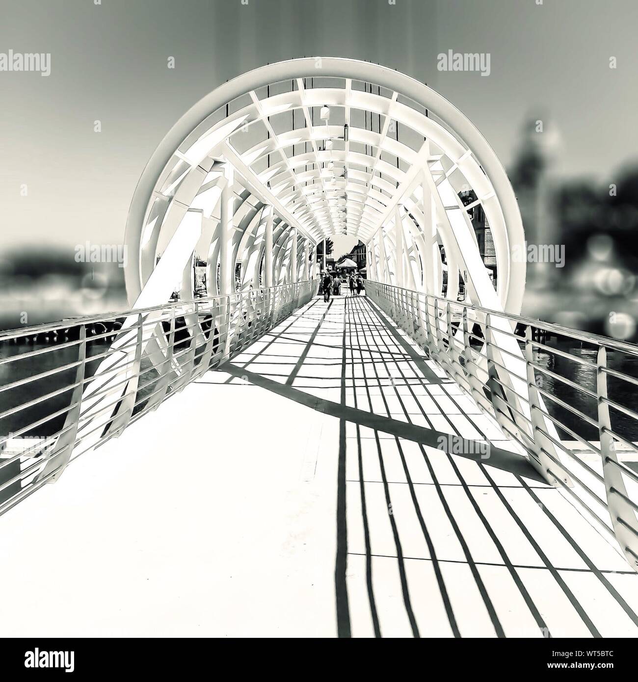 Modern Bridge Over River Stock Photo - Alamy