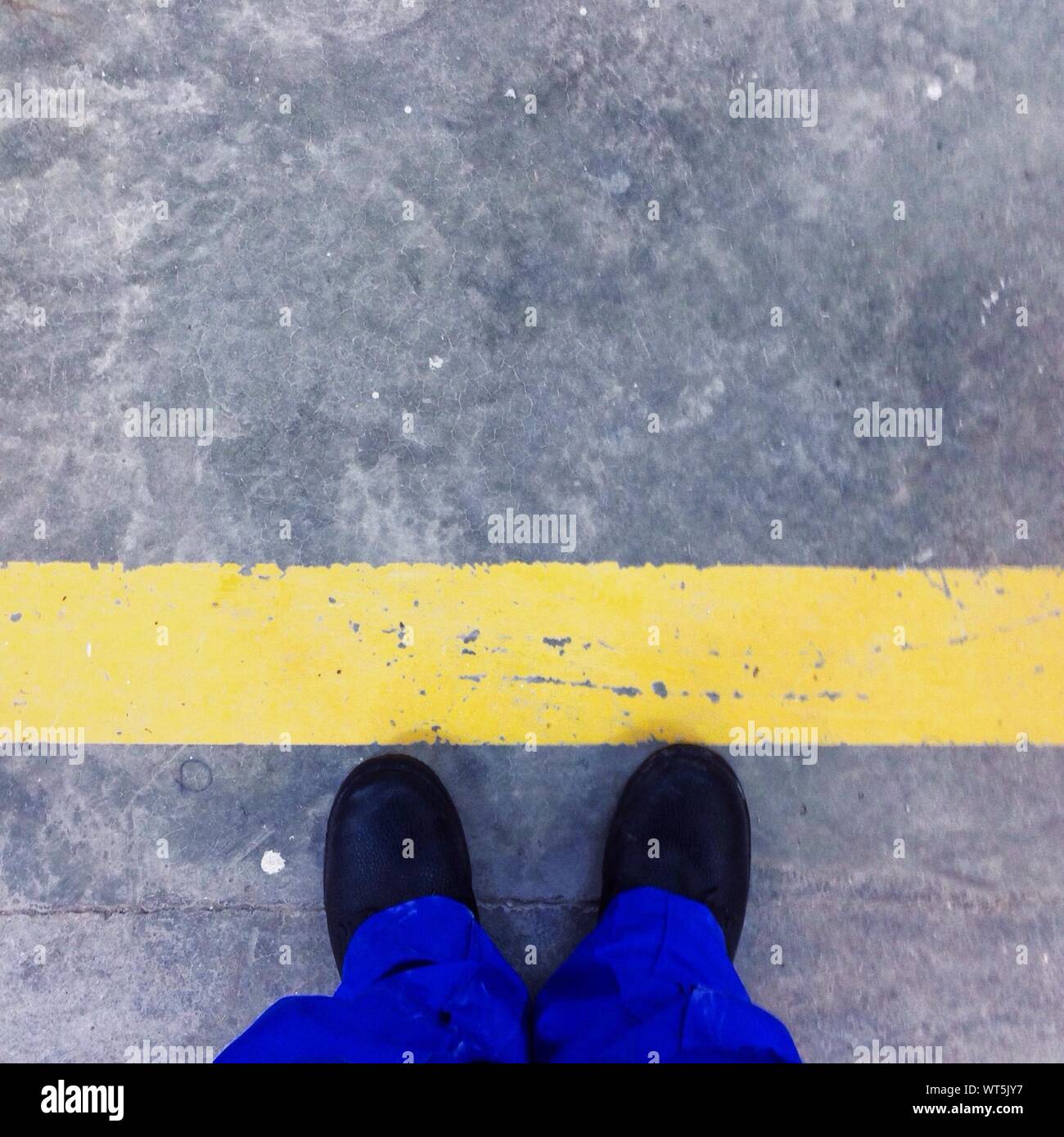 Yellow and blue marking hi-res stock photography and images - Alamy