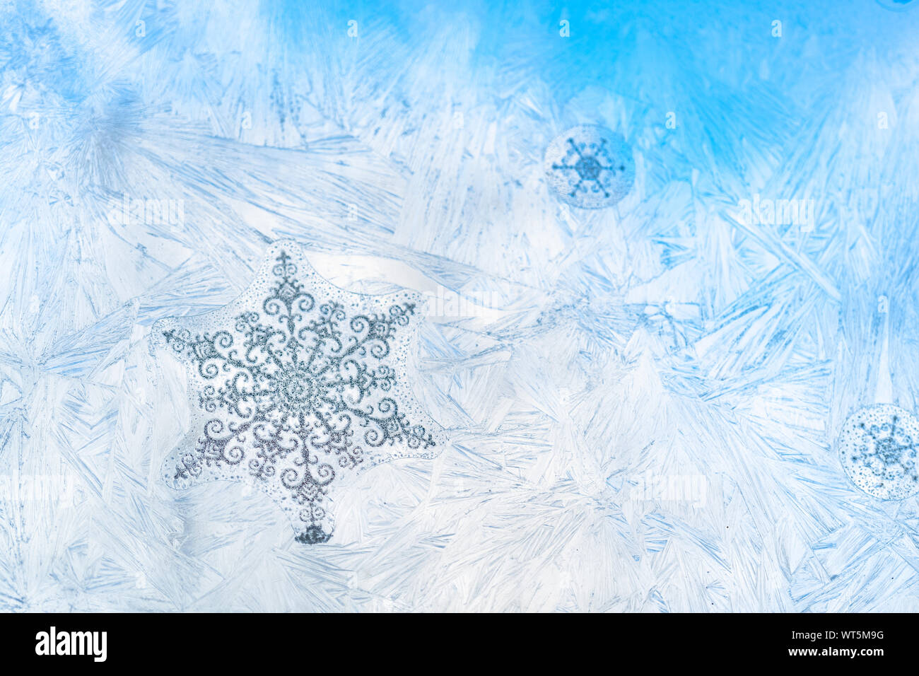 Frosted blue background hi-res stock photography and images - Alamy