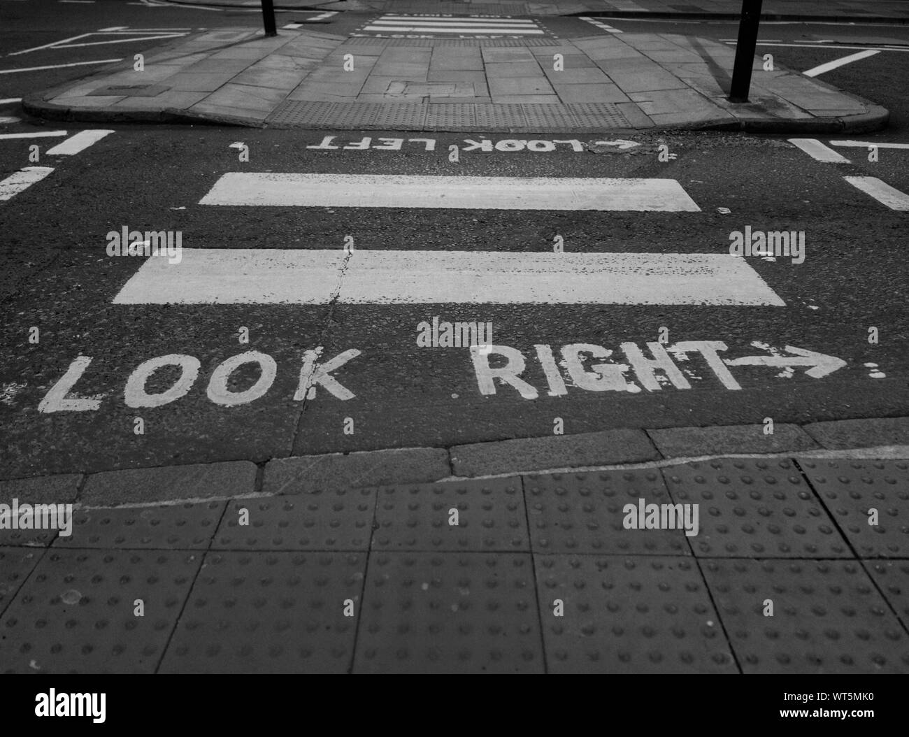 Pedestrian crossing look right hi-res stock photography and images - Alamy