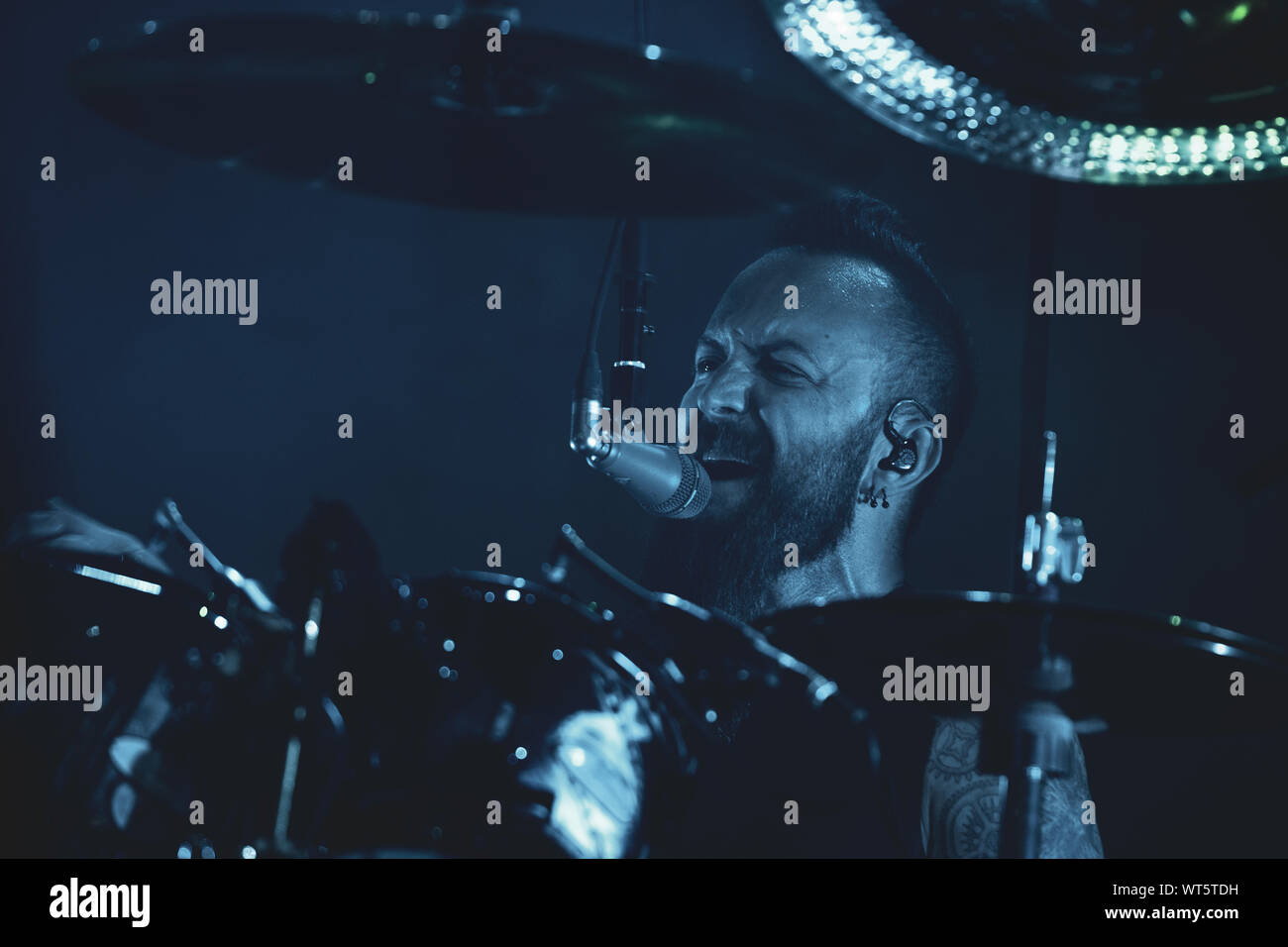 Drummer mike wengren of hi-res stock photography and images - Alamy