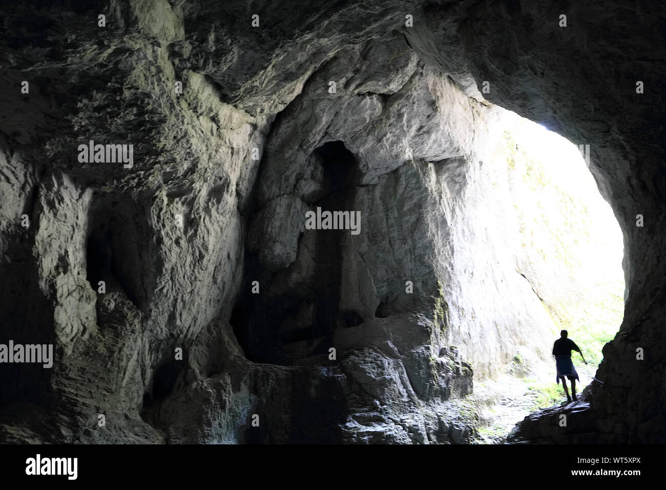 Cave man silhouette hi-res stock photography and images - Alamy