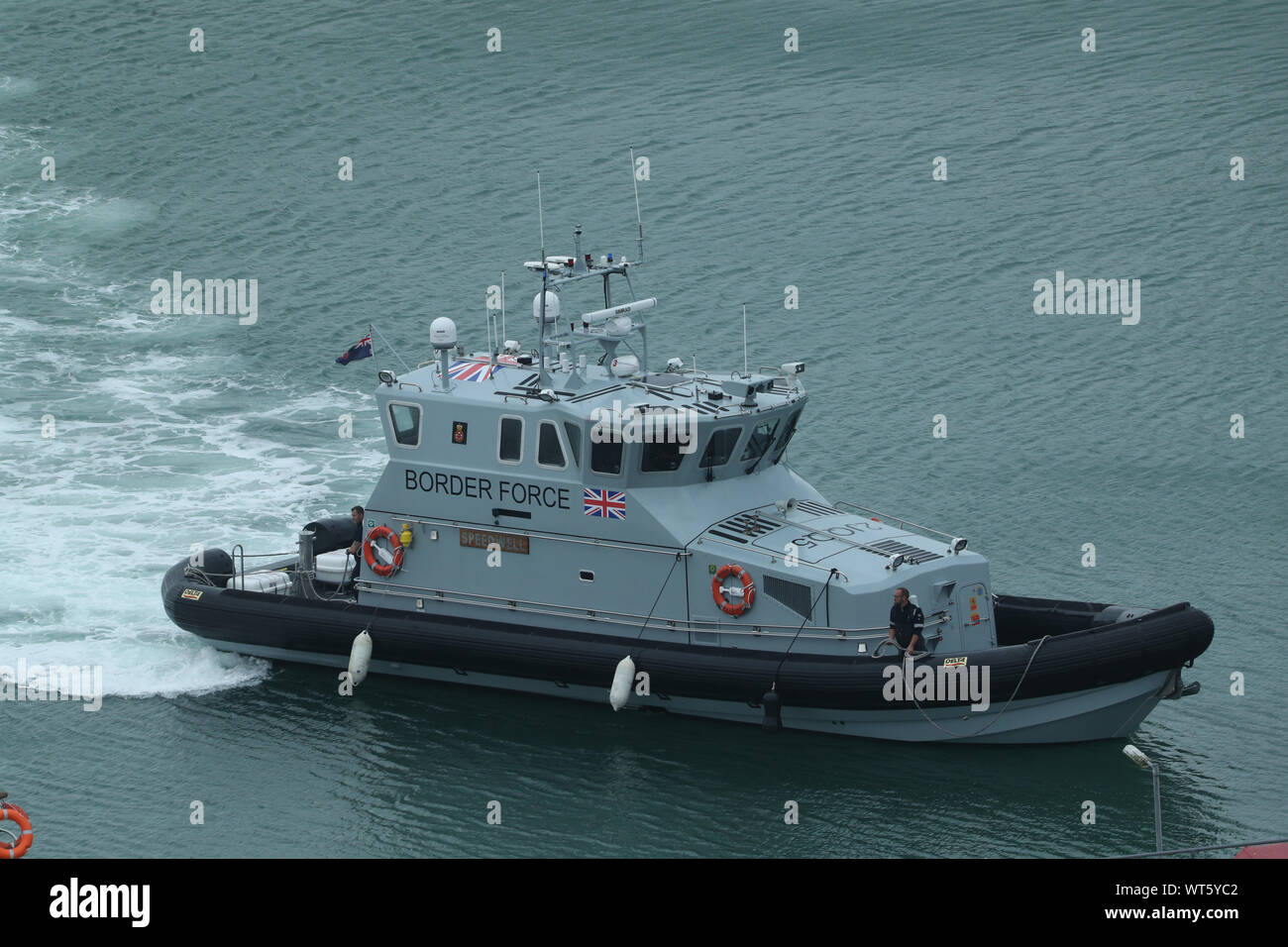 Border force patrol boat speedwell returning hi-res stock photography ...