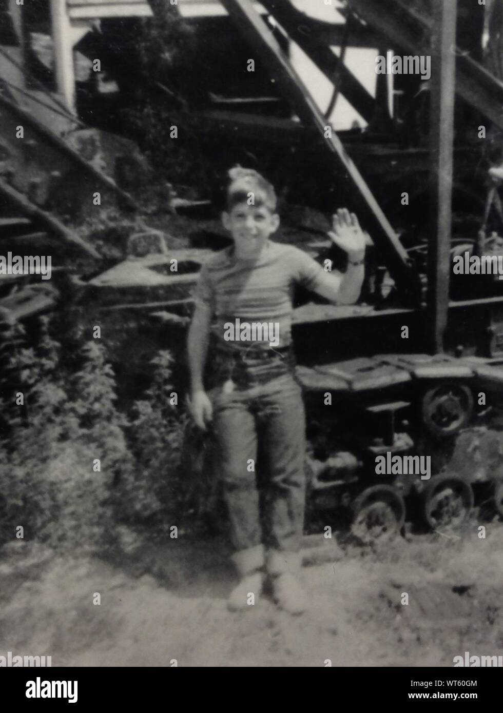 Boy waving hand hi-res stock photography and images - Alamy