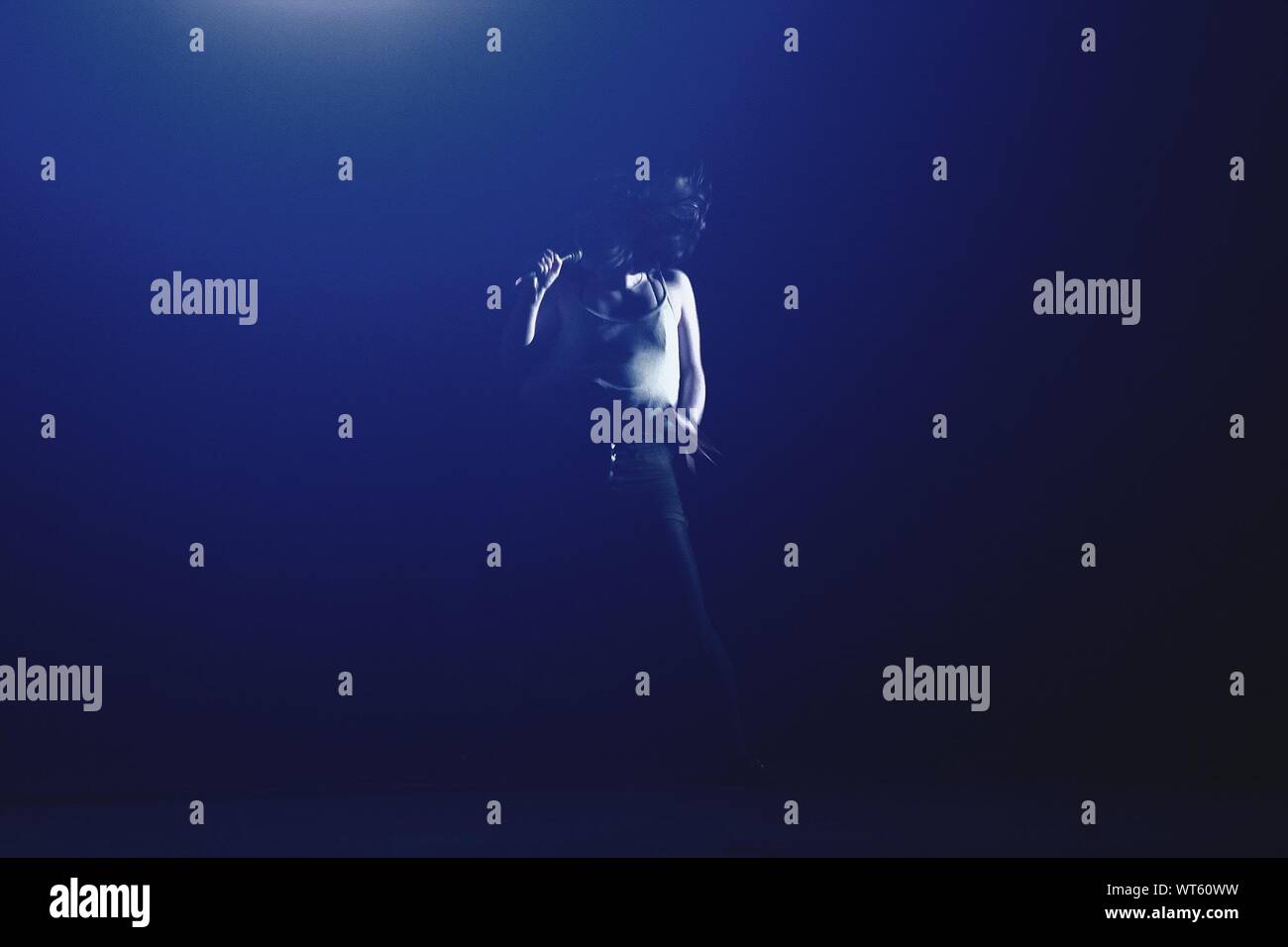 Concert front view stage hi-res stock photography and images - Alamy