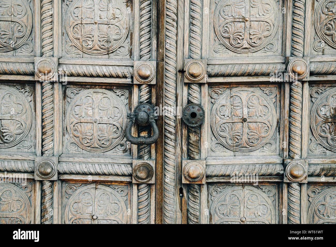 Traditional pattern door at Alexander Nevsky Cathedral in Sofia ...