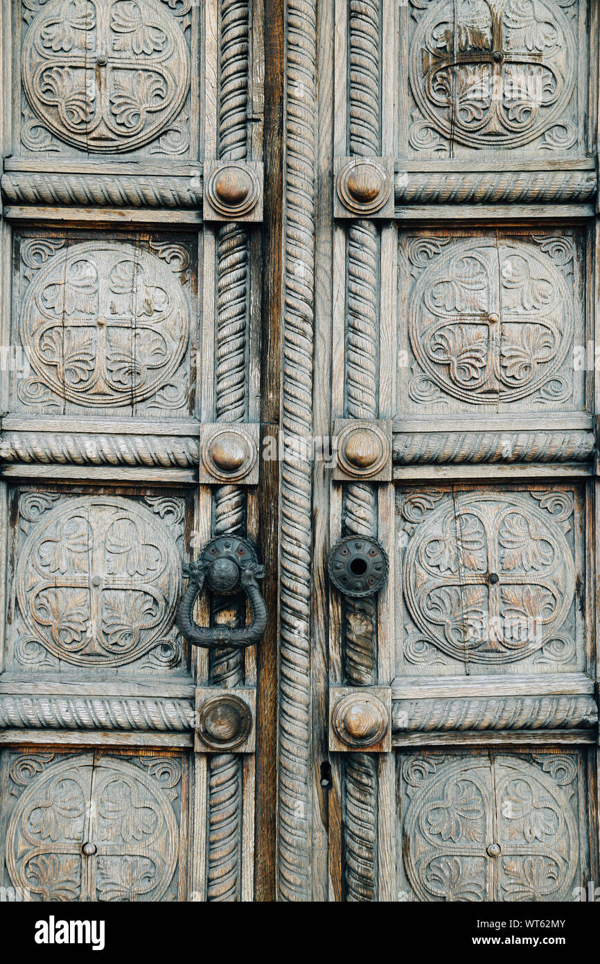 Traditional pattern door at Alexander Nevsky Cathedral in Sofia ...