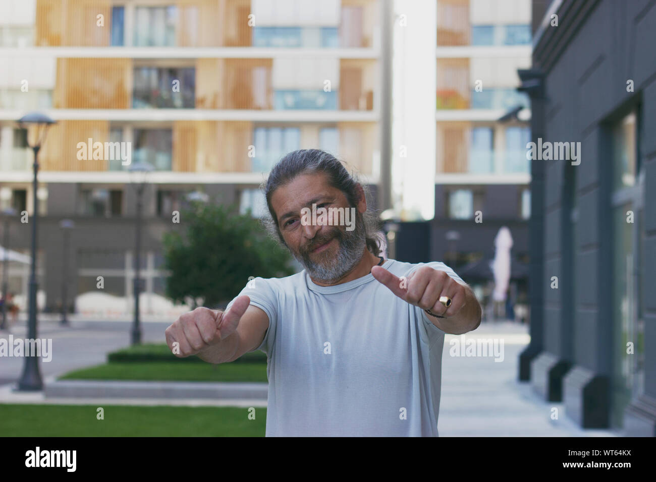 Man showing the middle finger hi-res stock photography and images - Alamy