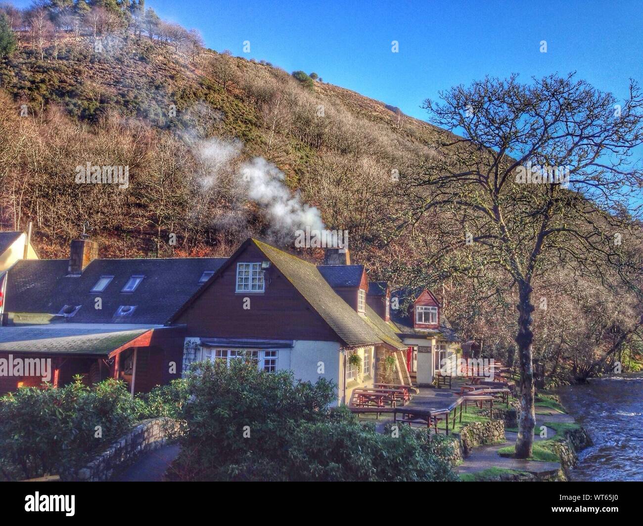 House foot mountain hi-res stock photography and images - Alamy