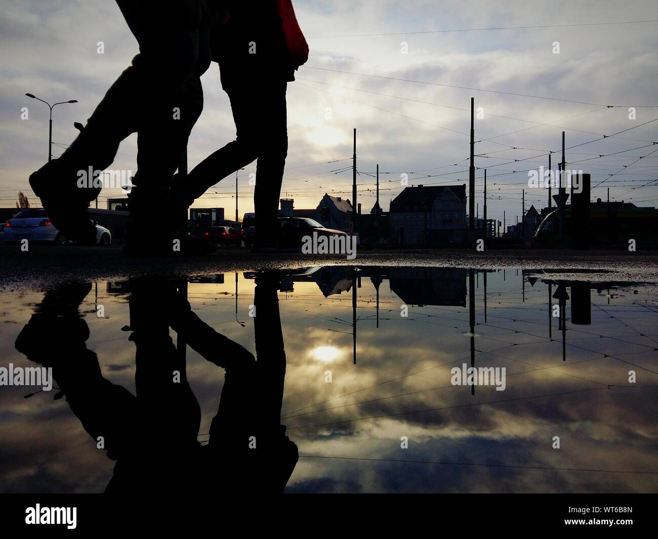 Reflection on puddle hi-res stock photography and images - Alamy