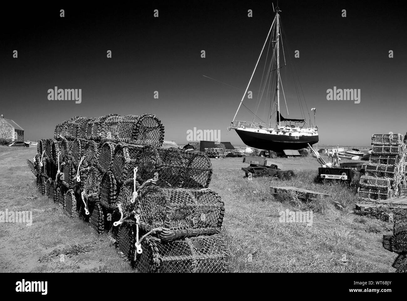 Creel boat hi-res stock photography and images - Alamy