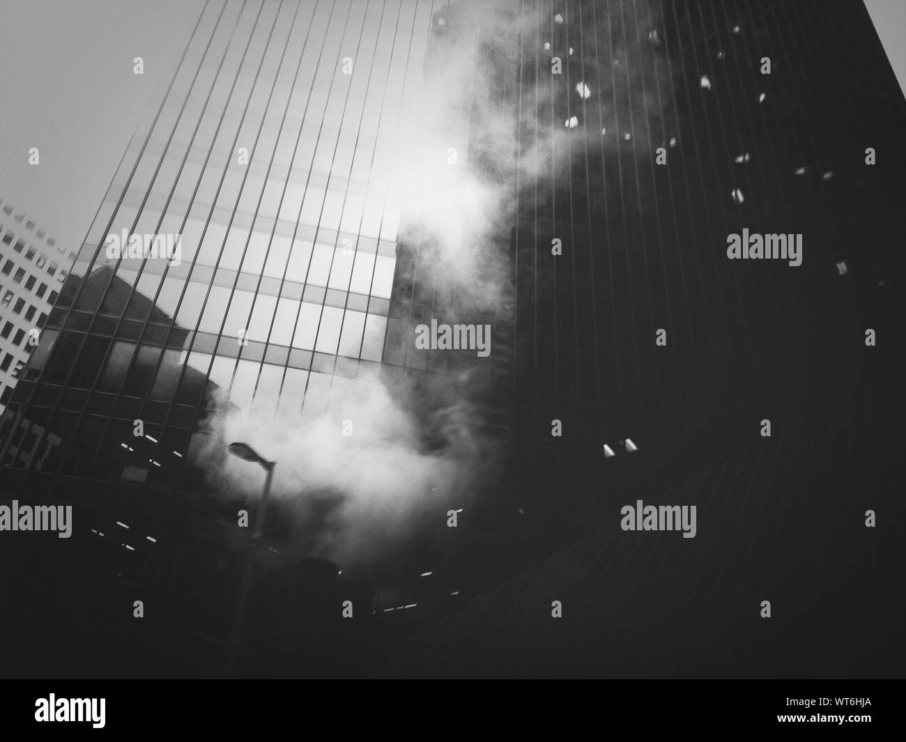 Buildings Smoke High Resolution Stock Photography and Images - Alamy