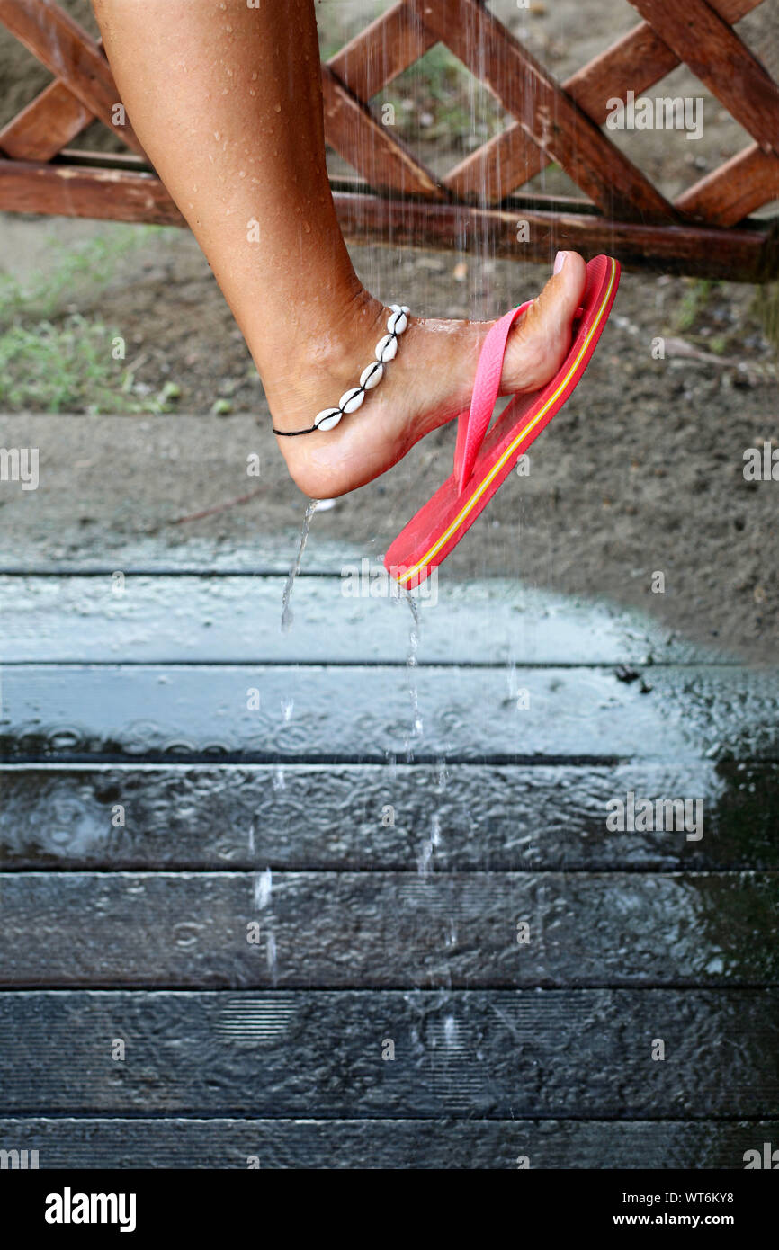 Female shower legs hi-res stock photography and images - Alamy