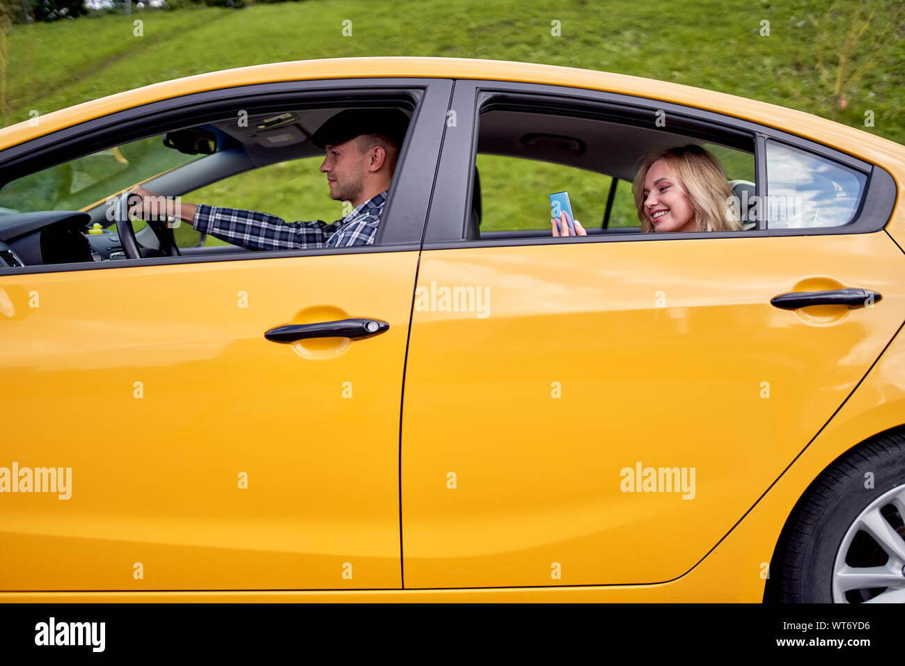 Man talking taxi cab driver hi-res stock photography and images - Alamy