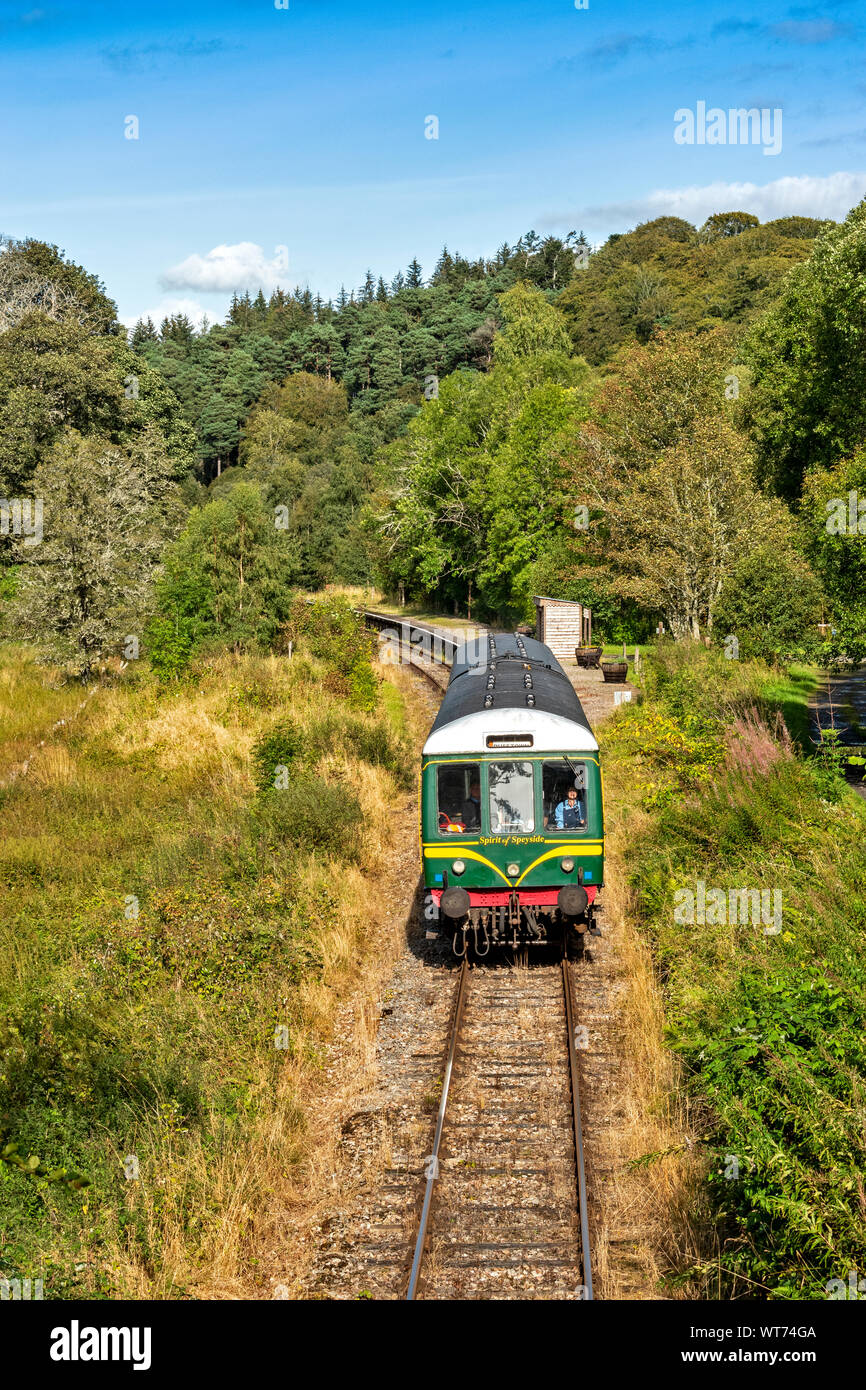 KEITH TO DUFFTOWN RAILWAY MORAY SCOTLAND THE WHISKY LINE A TRAIN ...