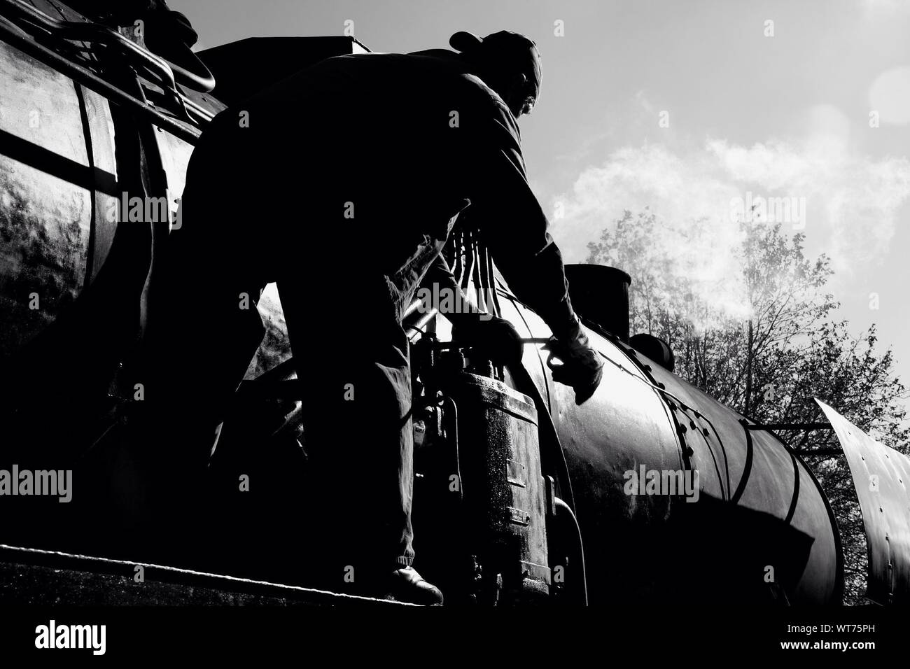 Commuter train people working hi-res stock photography and images - Alamy