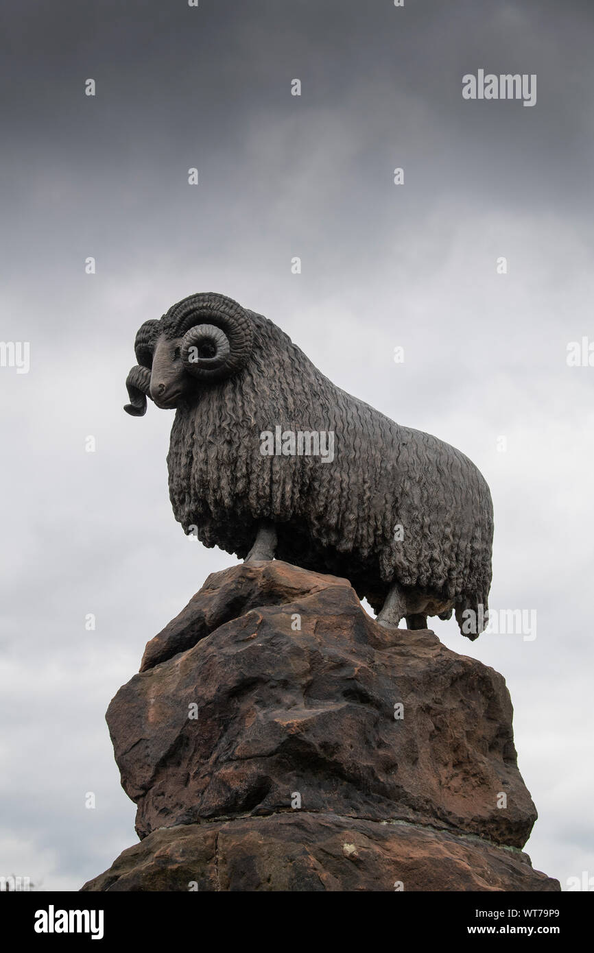 Ram sculpture hi-res stock photography and images - Alamy