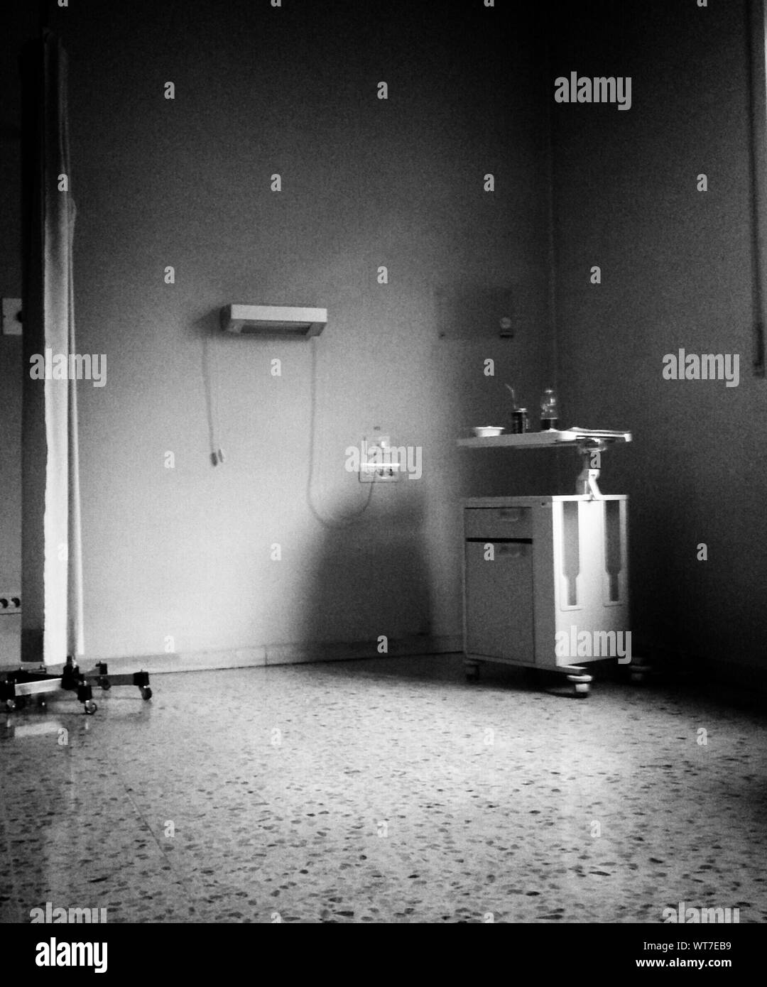 Hospital Ward Black and White Stock Photos & Images - Alamy