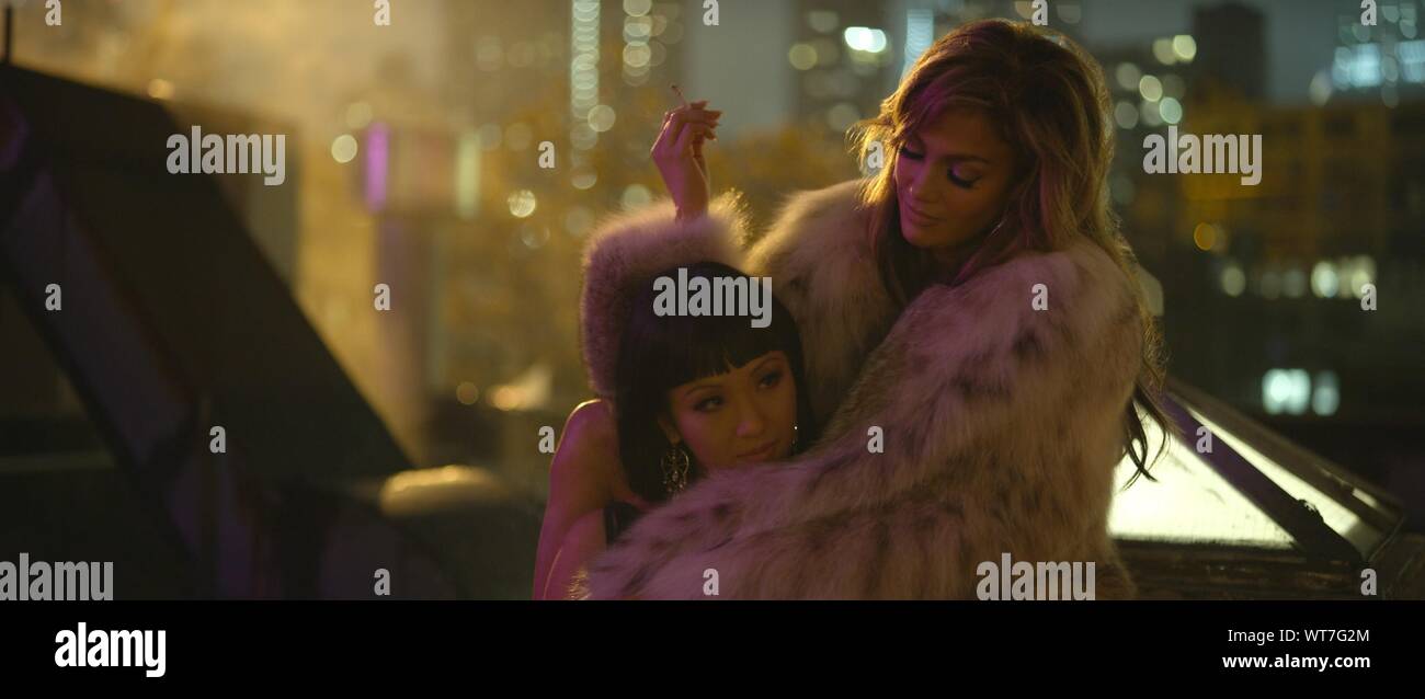 HUSTLERS, from left: Constance Wu, Jennifer Lopez, 2019. © STX ...