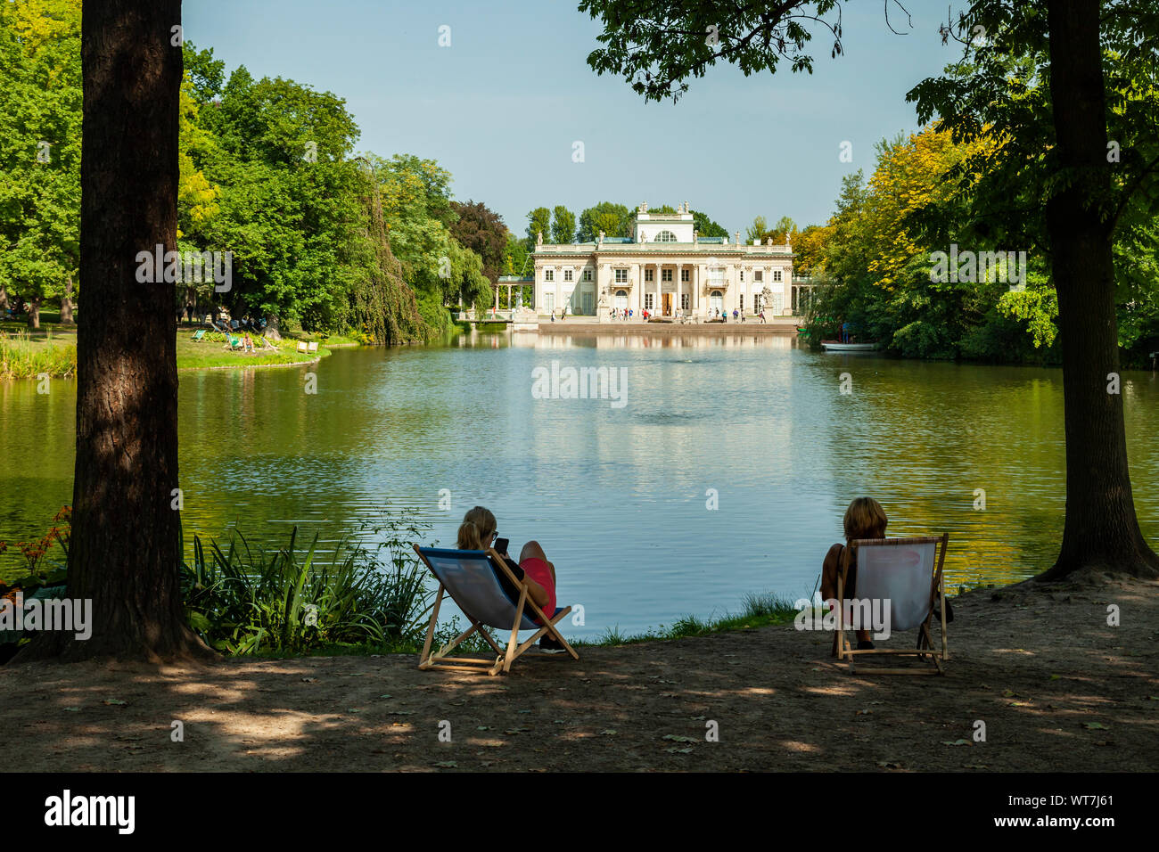 Summer morning in Lazienki Park, Warsaw, Poland Stock Photo - Alamy