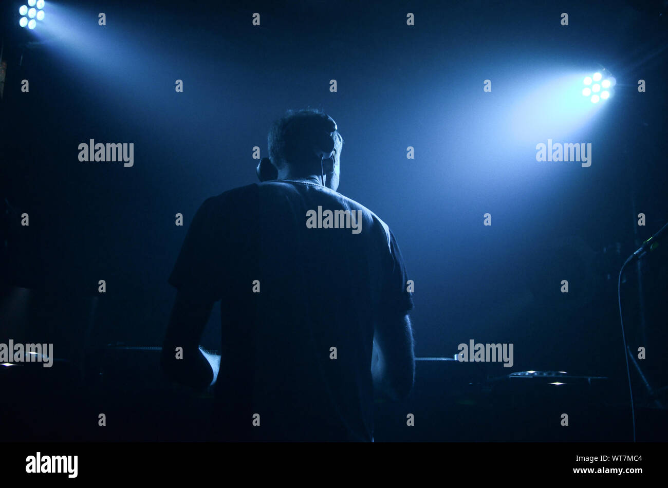 Dj night dark hi-res stock photography and images - Alamy