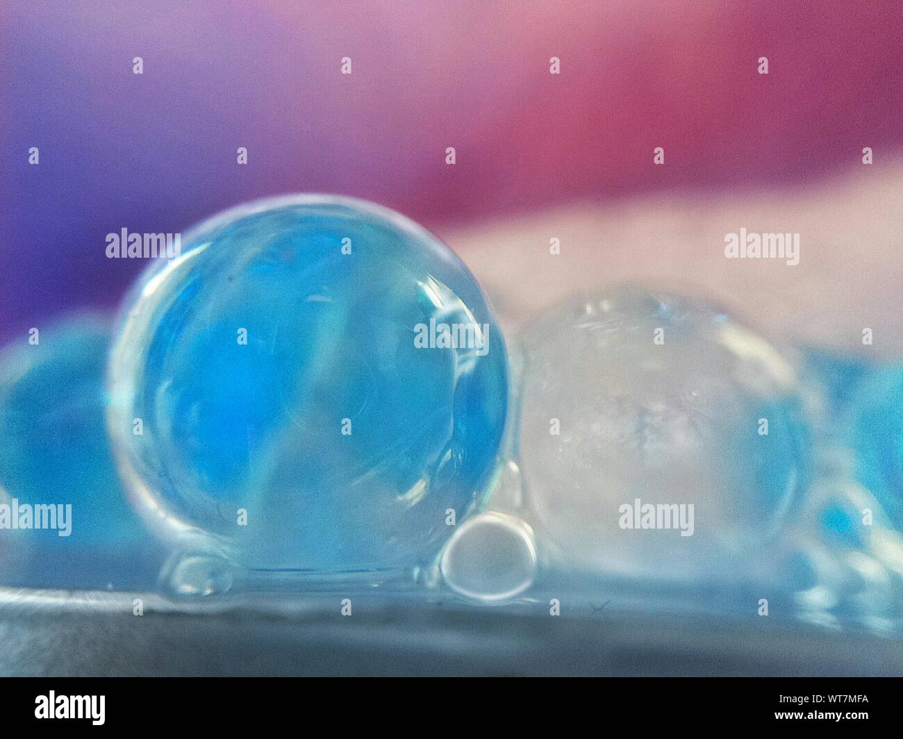 Bubbles on surface hi-res stock photography and images - Alamy