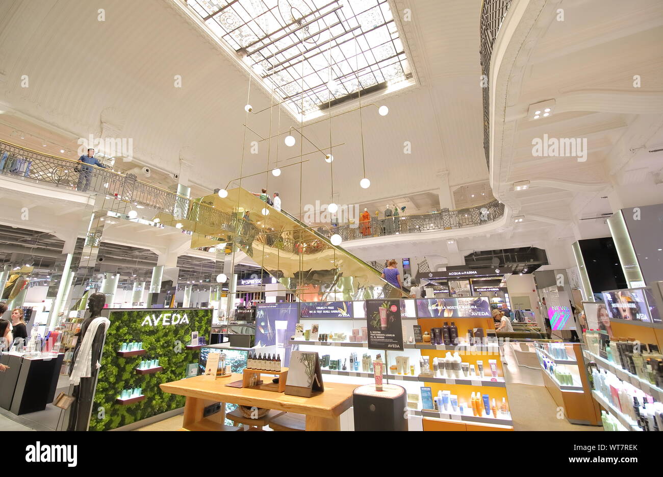 Coin store rome hi-res stock photography and images - Alamy