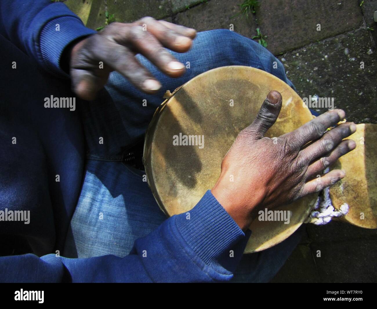Playing instrument close up hi-res stock photography and images - Alamy