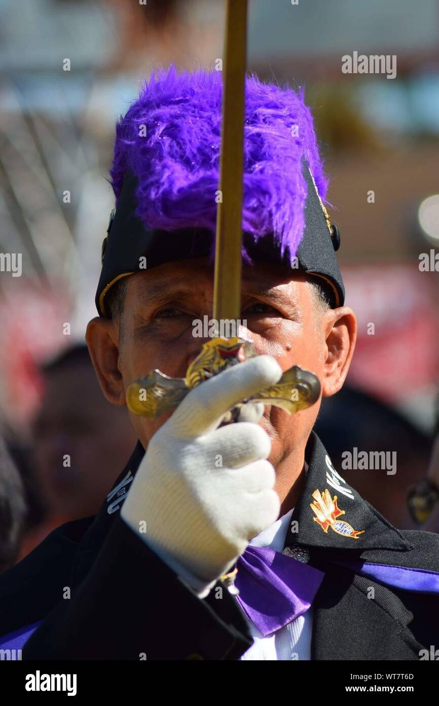 Honor away hi-res stock photography and images - Alamy