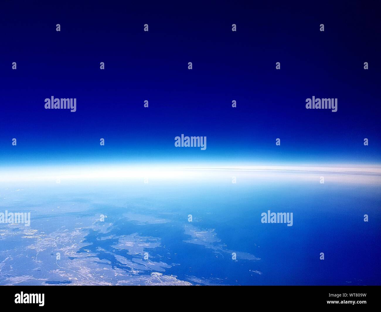 Earth cosmos hi-res stock photography and images - Alamy