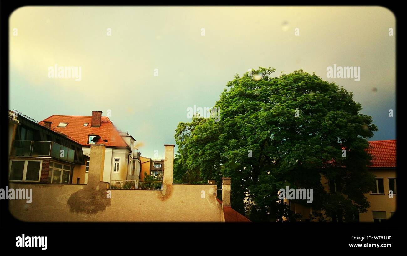 The flats neighborhood hi-res stock photography and images - Alamy