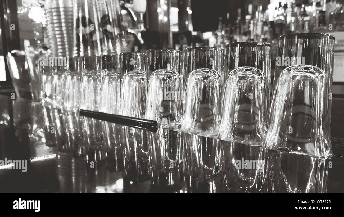 Reflection on a table hi-res stock photography and images - Alamy