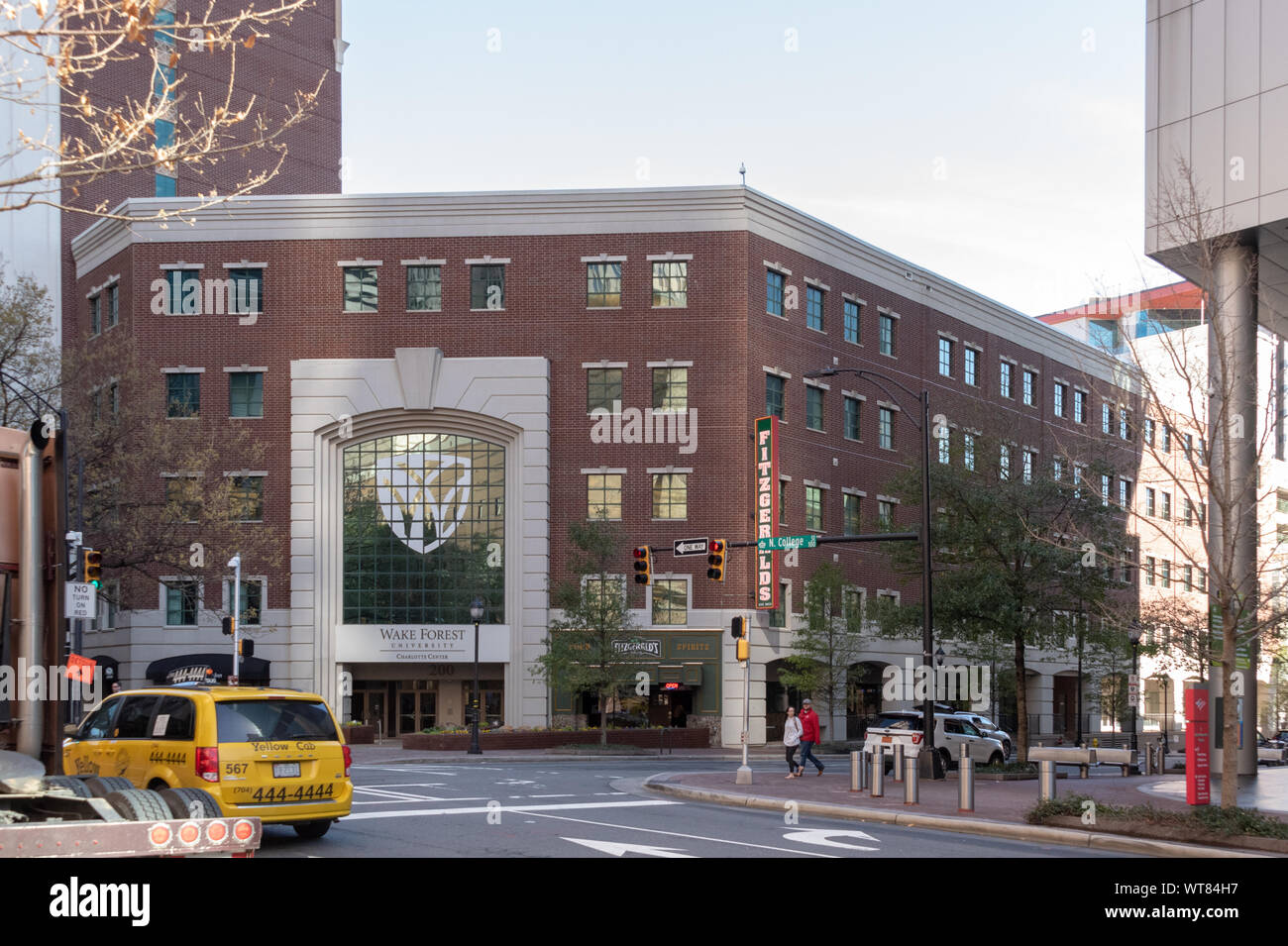 Wake forest university hi-res stock photography and images - Alamy